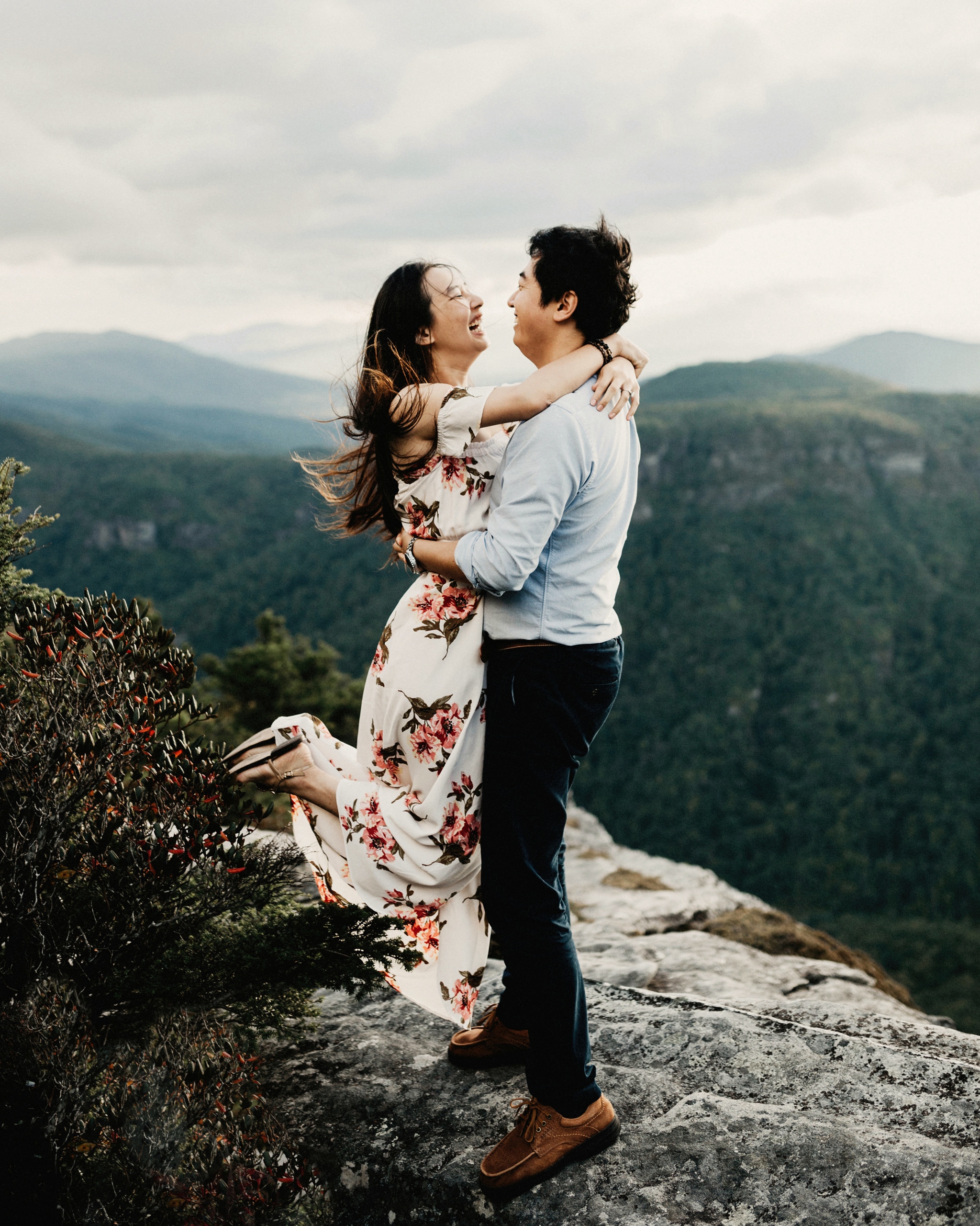Hawksbill Mountain in Linville Gorge Engagement Session